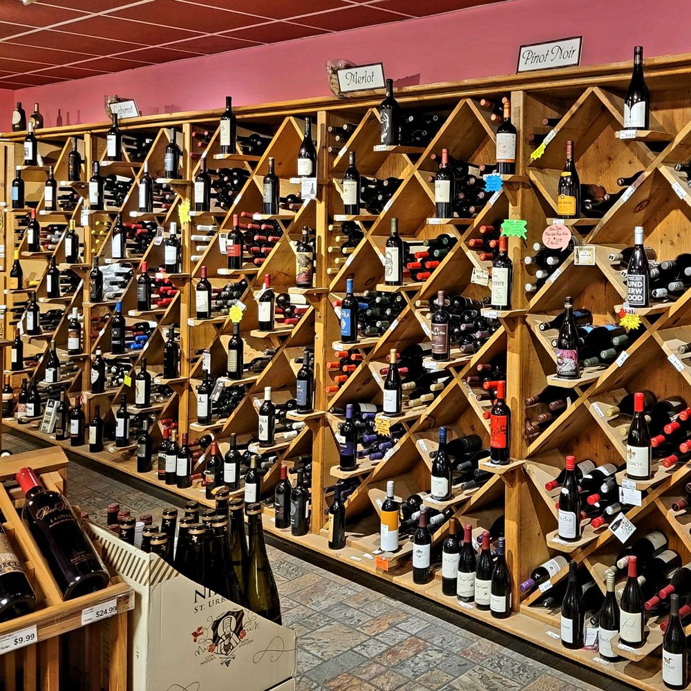 FREITAS PACKAGE STORE - Updated July 2025 - 1295 Cove Rd, New Bedford ...