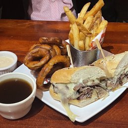 THE BISON ON MAIN - Updated November 2025 - 87 Photos & 114 Reviews ...