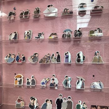 KANDY POP - Updated June 2024 - 48 Photos & 16 Reviews - 115 N 4th St ...