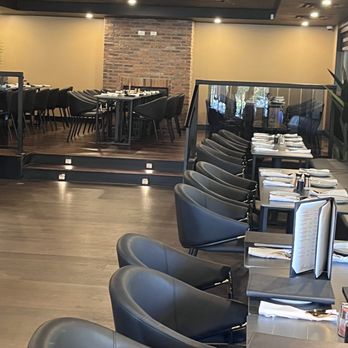 PERSIS GRILL - Updated December 2025 - 20 Photos - 360 Moodie Drive ...