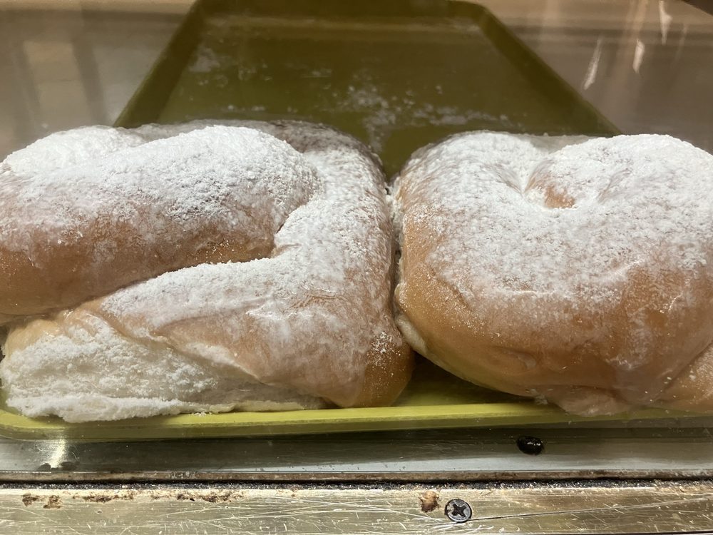 MONCHO PAN - Updated August 2025 - 73 Photos & 62 Reviews - Av. Winston ...