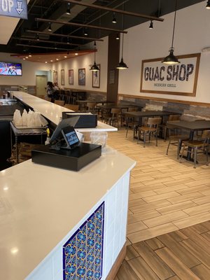 GUAC SHOP MEXICAN GRILL - Updated December 2025 - 45 Photos & 48 ...