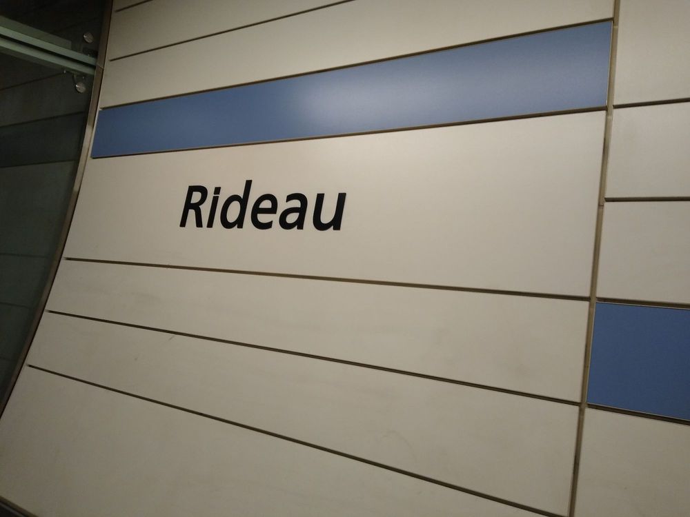 RIDEAU TRANSIT STATION - Updated September 2024 - 50 Rideau Street ...
