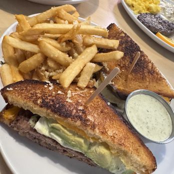 TWO CHICKS - Updated April 2025 - 2304 Photos & 2201 Reviews - 752 S ...