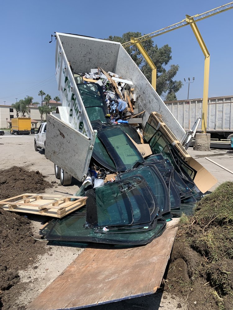 JUNK HUNTERS - Updated July 2025 - 149 Photos & 37 Reviews - 321 W 19th ...