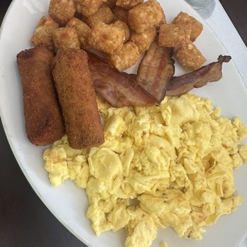 TRIGO CAFÉ - Updated July 2024 - 1030 Photos & 696 Reviews - 839 W 49th ...