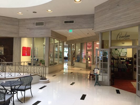 THE COLONNADE MALL - Updated October 2025 - 18 Photos - 350 S Lake Ave ...