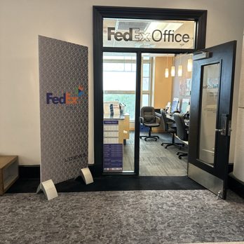 FEDEX OFFICE PRINT & SHIP CENTER - Updated July 2025 - 1601 Collins Ave ...