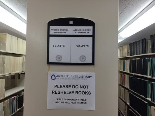 ARTHUR LAKES LIBRARY - Updated April 2024 - 13 Photos - 1400 Illinois ...