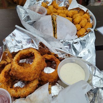 KATY TRAIL ICE HOUSE - Updated May 2024 - 859 Photos & 1173 Reviews ...