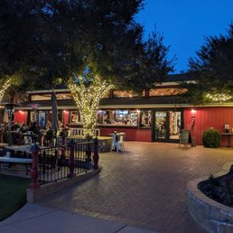 BARNYARD CRAFTHOUSE & EATERY - Updated October 2025 - 422 Photos & 463 ...