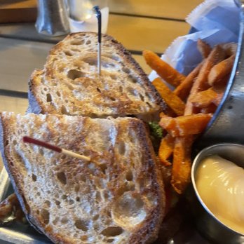 A&B KITCHEN • BAR - Updated August 2024 - 88 Photos & 135 Reviews - 115 ...