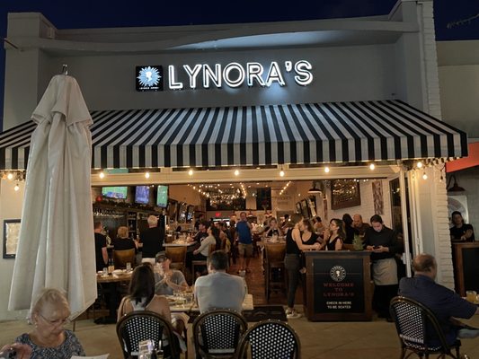 LYNORA’S - 817 Photos & 751 Reviews - 207 Clematis St, West Palm Beach ...