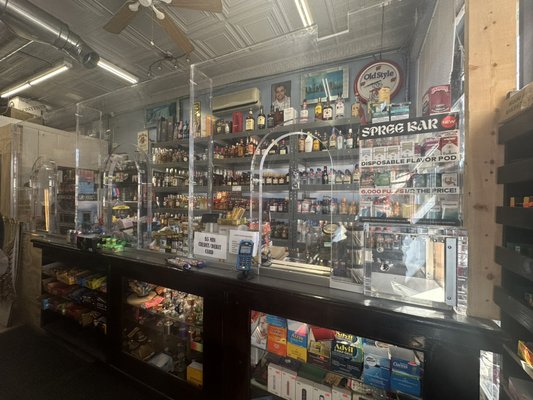 VIP LIQUOR AND DELI - Updated September 2024 - 14 Photos & 10 Reviews ...