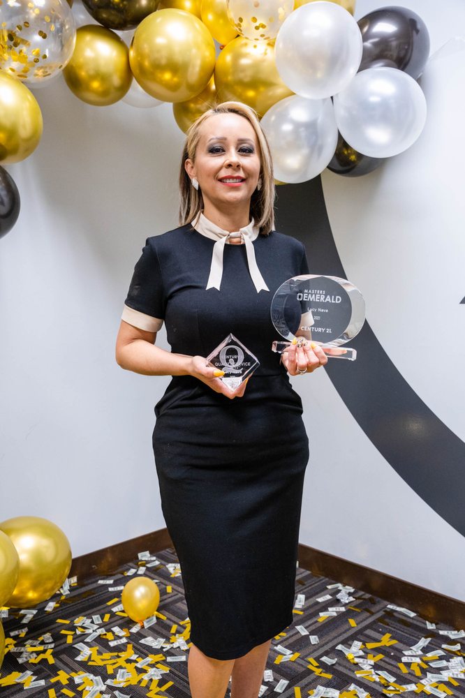 LUCY NAVA - CENTURY 21 AFFILIATED - Updated July 2025 - 56 Photos - 860 ...