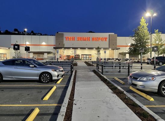 THE HOME DEPOT - Updated December 2025 - 37 Photos & 10 Reviews - 901 S ...