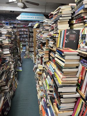 PICKWICK BOOK SHOP - Updated October 2025 - 14 Photos & 44 Reviews - 8 ...