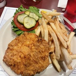 FRIENDLY TAVERN - Updated December 2025 - 411 Photos & 488 Reviews ...