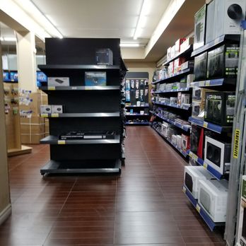 CANADA COMPUTERS - Updated December 2025 - 37 Reviews - 366 College ...