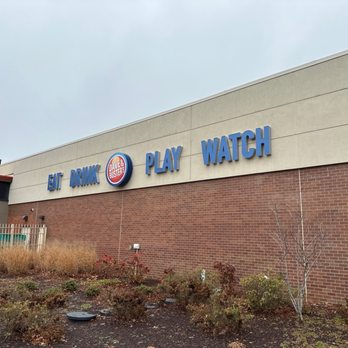 DAVE & BUSTER’S FAIRFAX - Updated July 2024 - 478 Photos & 310 Reviews ...