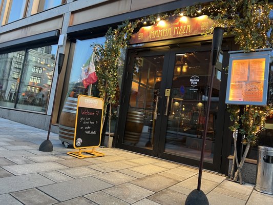 MAMMA PIZZA VIKA - Updated November 2024 - Ruseløkkveien 26, Oslo ...