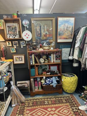 ANTIQUE ALLEY - Updated October 2025 - 36 Photos & 44 Reviews - 2000 NE ...