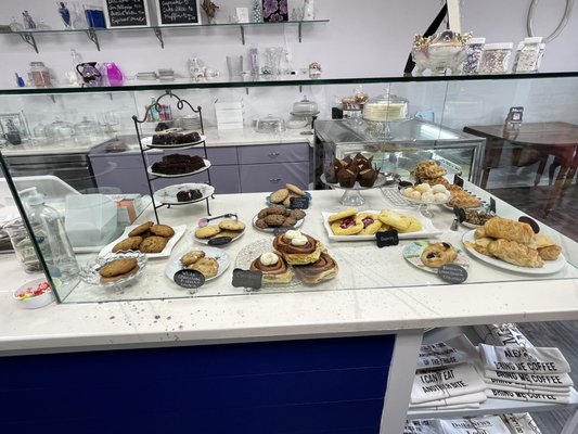 INDIGO BAKERY - Updated May 2025 - 51 Photos & 25 Reviews - 701 Front ...