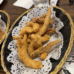 FONG’S KITCHEN - Updated July 2024 - 186 Photos & 103 Reviews - 9298 ...