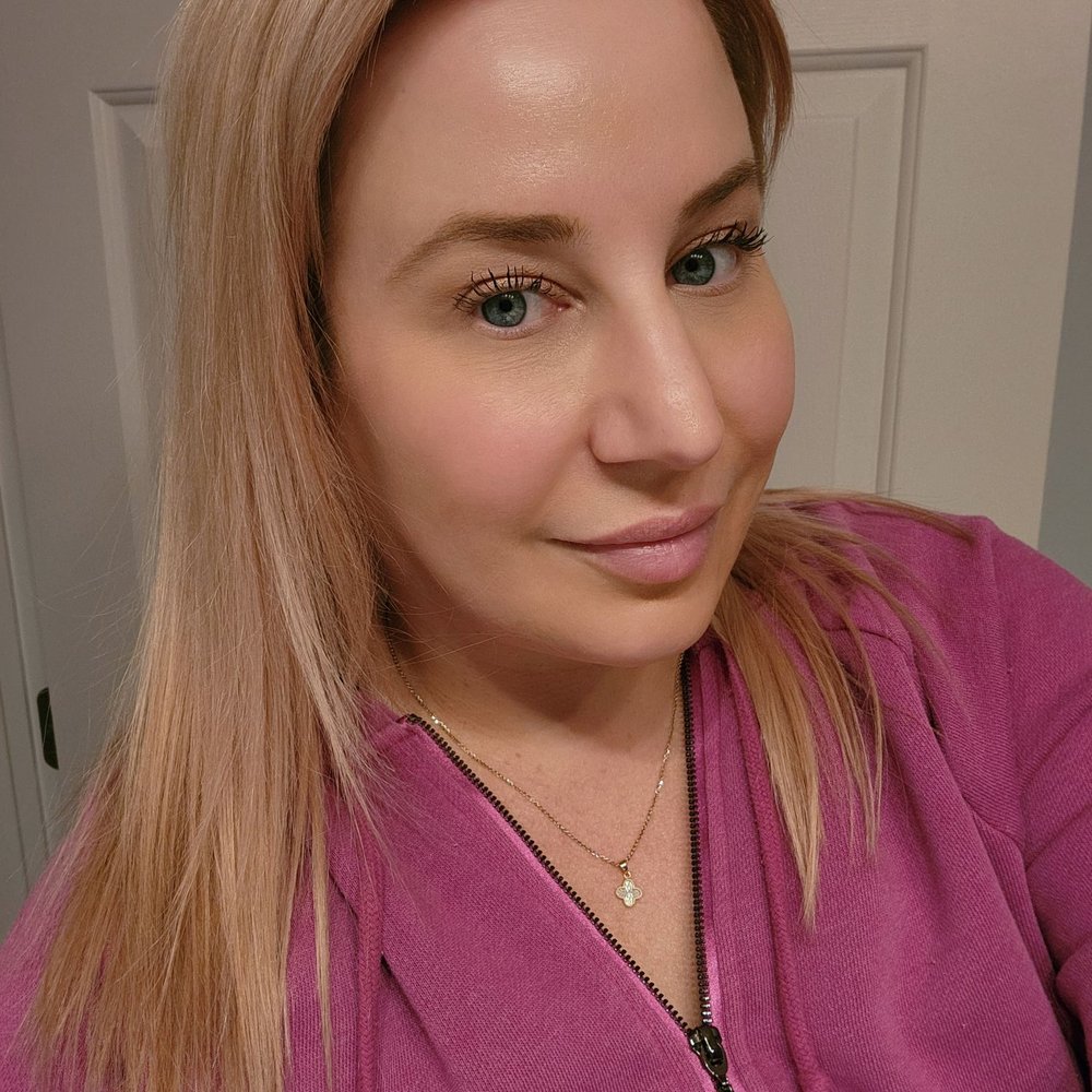 Constance Jeffrey's Instagram, Twitter & Facebook on IDCrawl