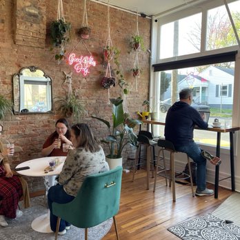 PHALCHA - Updated July 2024 - 124 Photos & 34 Reviews - 1001 Mary St ...