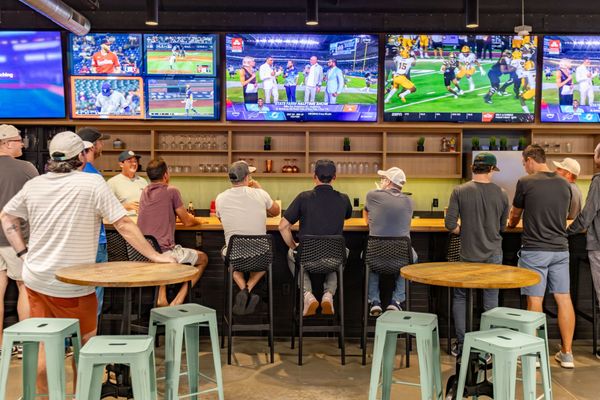 BERMUDA CLUB - Updated October 2025 - 35 Photos & 27 Reviews - 5840 El ...