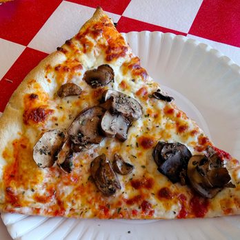 GOOMBA’S PIZZERIA - Updated October 2025 - 193 Photos & 277 Reviews ...