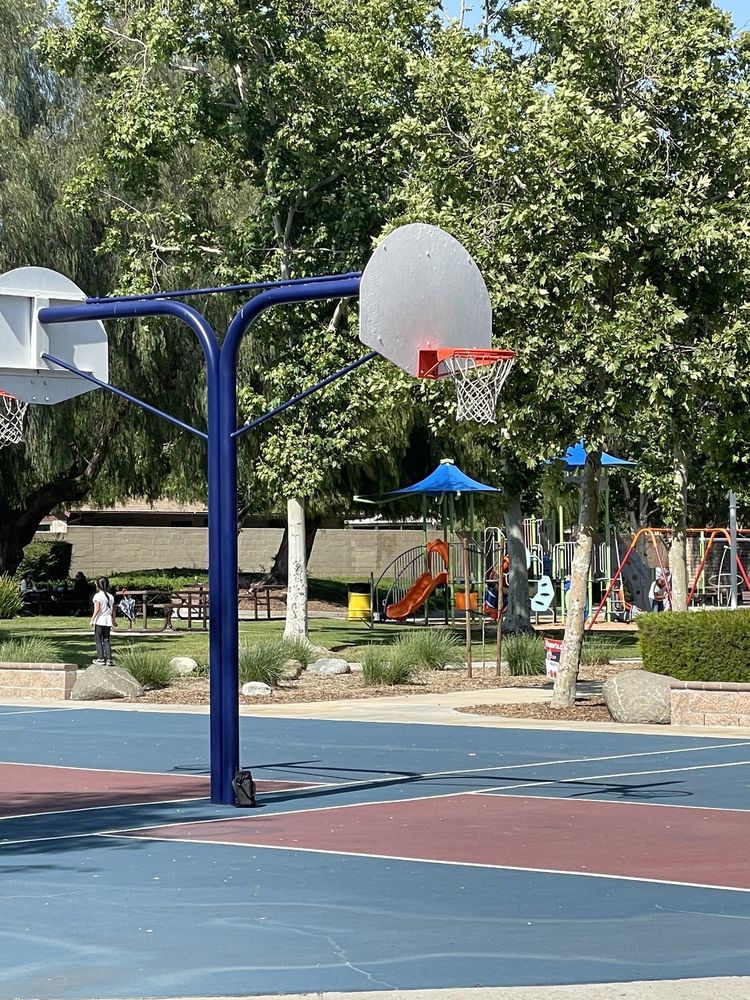 ONTARIO CENTENNIAL PARK - Updated August 2025 - 103 Photos - 736-798 E ...