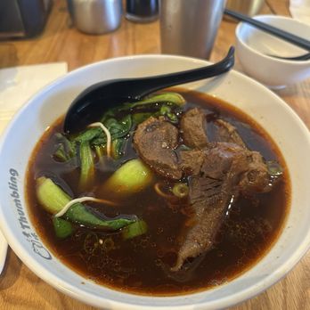 THUMBLING - Updated April 2025 - 3887 Photos & 1864 Reviews - 228 S ...