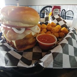 BURGER STATE - 58 Photos & 70 Reviews - Burgers - 8920 Wornall Rd ...