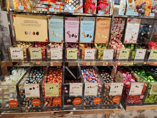 VENCHI - Updated November 2025 - 109 Photos & 61 Reviews - 198 Columbus ...