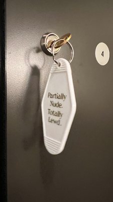 THE LADIES ROOM - Updated January 2026 - 14 Photos & 42 Reviews - 8538 ...