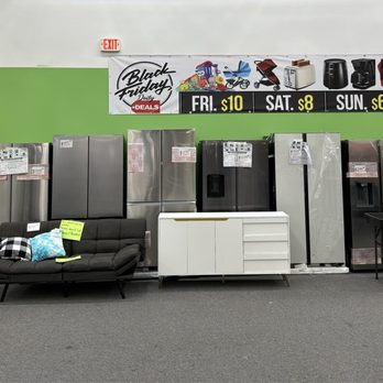 BLACK FRIDAY DAILY DEALS - Updated December 2025 - 142 Photos & 23 ...