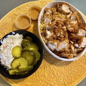 FLUFFIES HOT CHICKEN - HACKENSACK - Updated October 2025 - 326 Photos ...