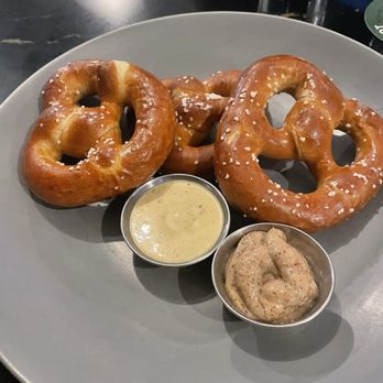 PHASE THREE BREWING COMPANY - Updated October 2025 - 281 Photos & 117 ...