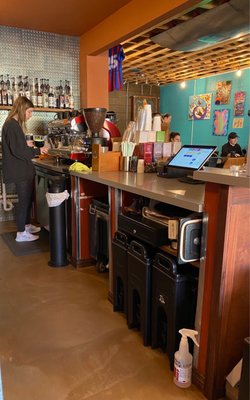 FLYING SQUIRREL COFFEE CO - 201 Photos & 121 Reviews - 110 N Main St ...