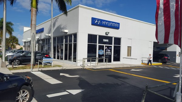 KENDALL HYUNDAI - 47 Photos & 168 Reviews - 15895 S Dixie Hwy, Miami ...
