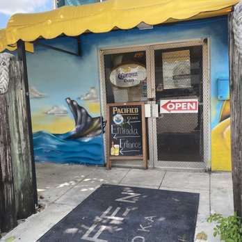 SONIA’S SEAFOOD RESTAURANT - 109 Photos & 85 Reviews - 7501 SW 8th St ...