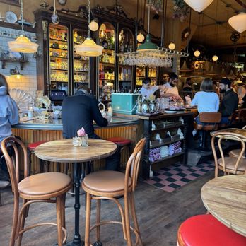 CAFÉ MIRACOLO - Updated October 2025 - 31 Photos - 3891 Boulevard Saint ...