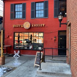 WHITE RABBIT GASTROPUB - Updated August 2025 - 804 Photos & 953 Reviews ...