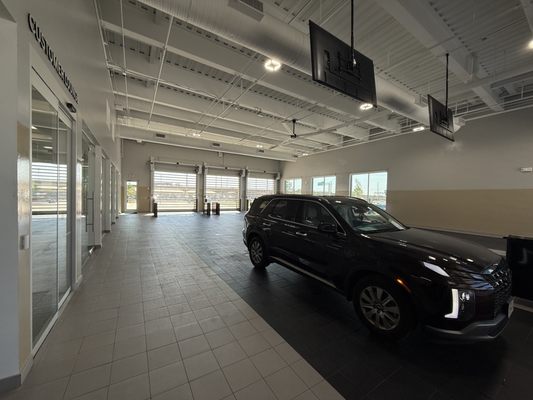 ALLIANCE HYUNDAI - Updated December 2025 - 30 Photos - 11001 North Fwy ...