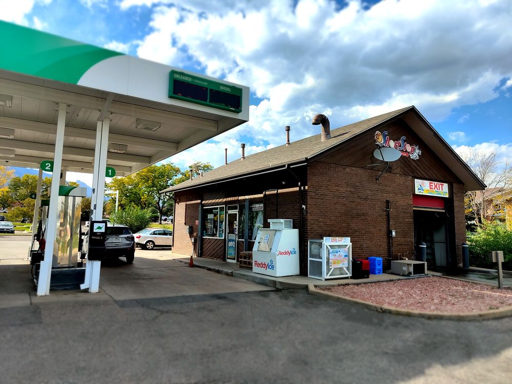 SHORTSTOP TABLE MESA - Updated October 2025 - 4742 Table Mesa Dr ...