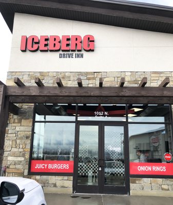 ICEBERG DRIVE INN - Updated December 2025 - 38 Photos & 13 Reviews ...
