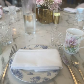 LITTLE HEN - Updated January 2025 - 2768 Photos & 1088 Reviews - 3451 ...