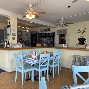 FISHNET CAFE - TEMP. CLOSED - 2118 Harpswell Islands Rd, Bailey Island ...